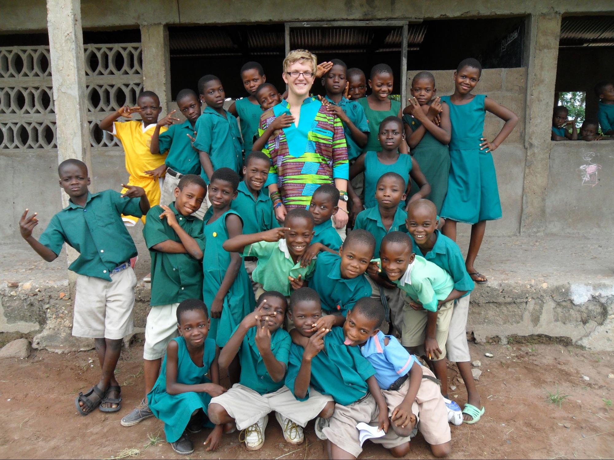 Voluntourism – Who Is It Helping The Most?